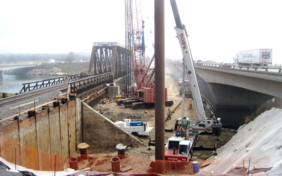 WANTED! RAILROAD ENGINEERING AND MANAGEMENT PROFESSIONALS - RAILPROS ...