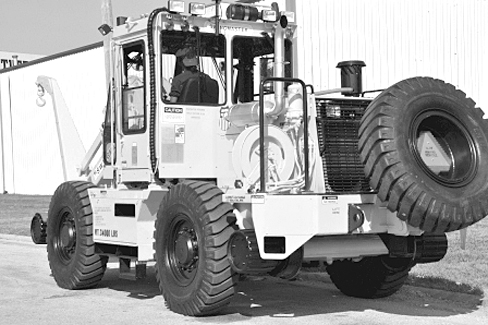 Rail Industry Component: Swingmaster: Swingmaster 181TC: Railroad ...